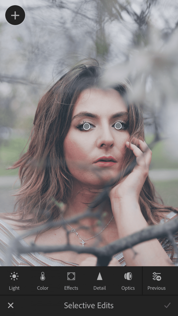 How to Enlarge Eyes in Portraits?